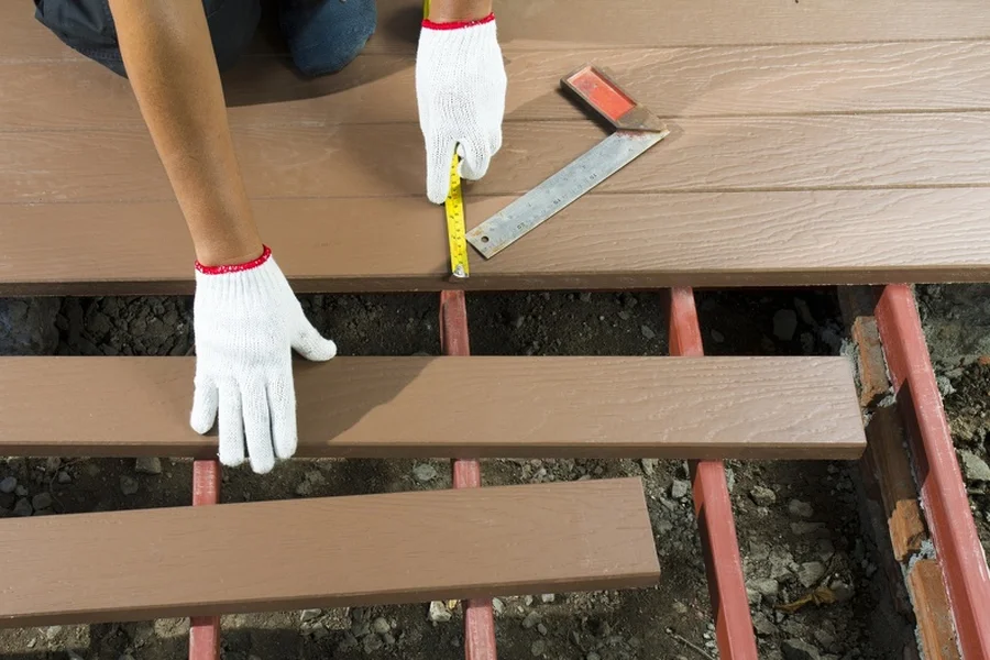 How to Identify Structural Issues in Your Deck - U N I Construction
